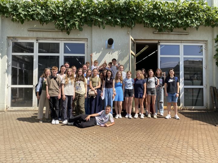 Stadt Regensburg - Berichte - Besuch der Werkstätten am Theater Regensburg